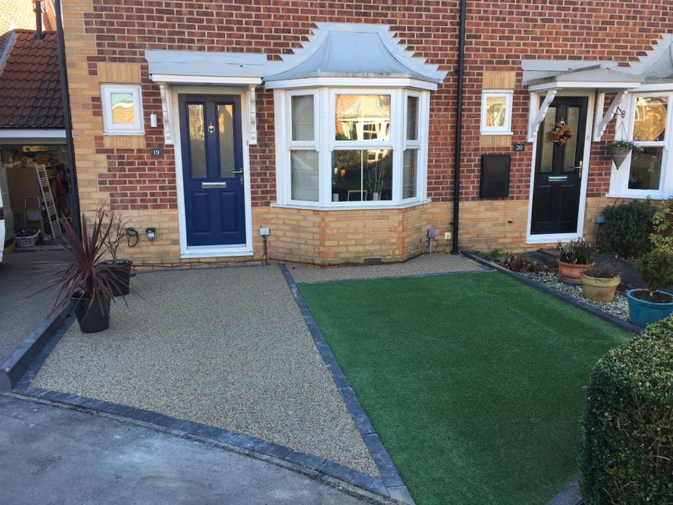 Shaped Resing Driveway - Abbey Paving. Block Paving Specialists ...